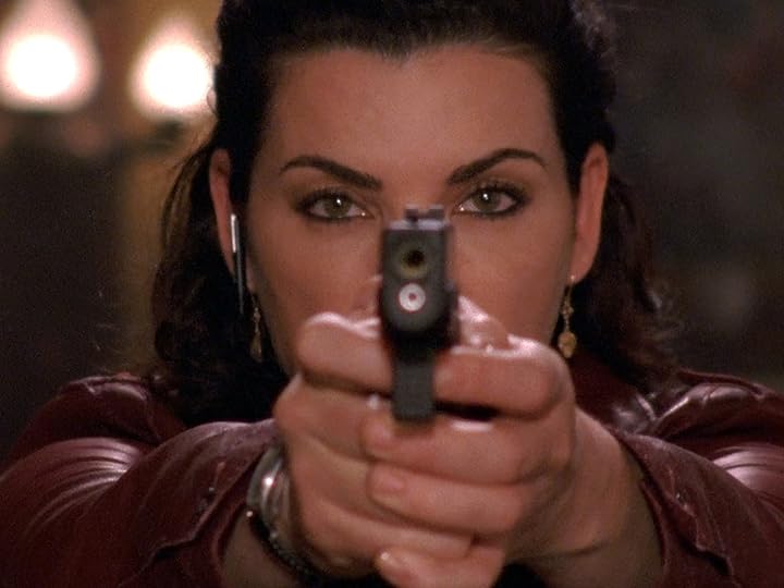 Amazon.co.jp: The Lost Room Season 1 : Peter Krause, Julianna Margulies ...