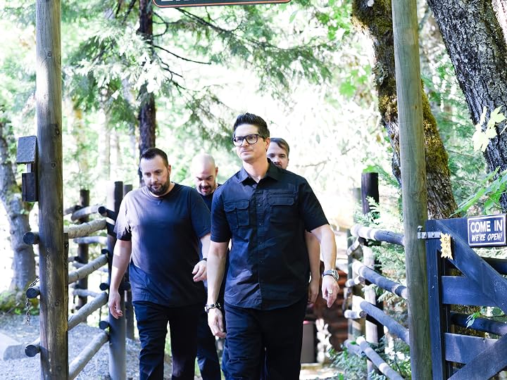 Amazon.co.jp: Ghost Adventures - Season 19 : Billy Tolley, Aaron ...