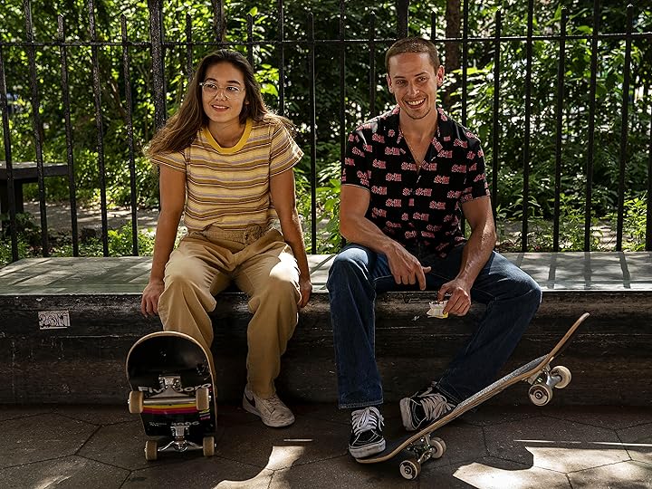 Amazon.co.jp: Betty - Season 1 : Nina Moran, Ardelia "Dede" Lovelace ...