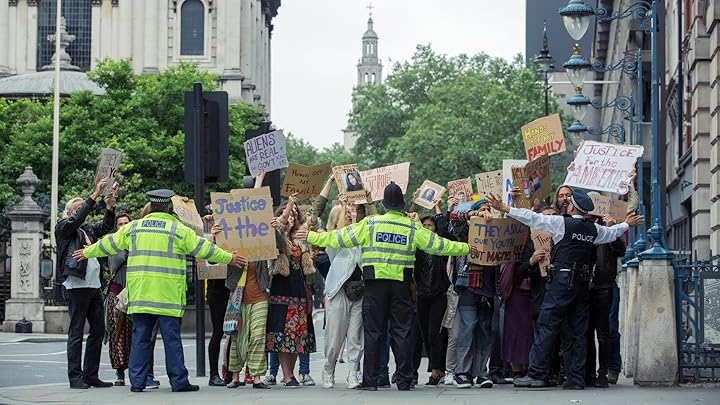 Amazon.co.jp: ROOK, THE – SEASON 1 : Emma Greenwell, Joely Richardson ...